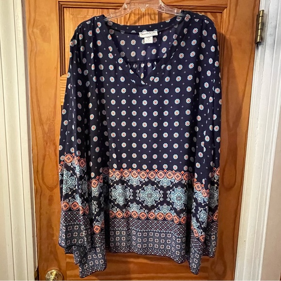 NorthStyle | Tops | Super Cute Northstyle Lightweight Blouse Size 3x ...